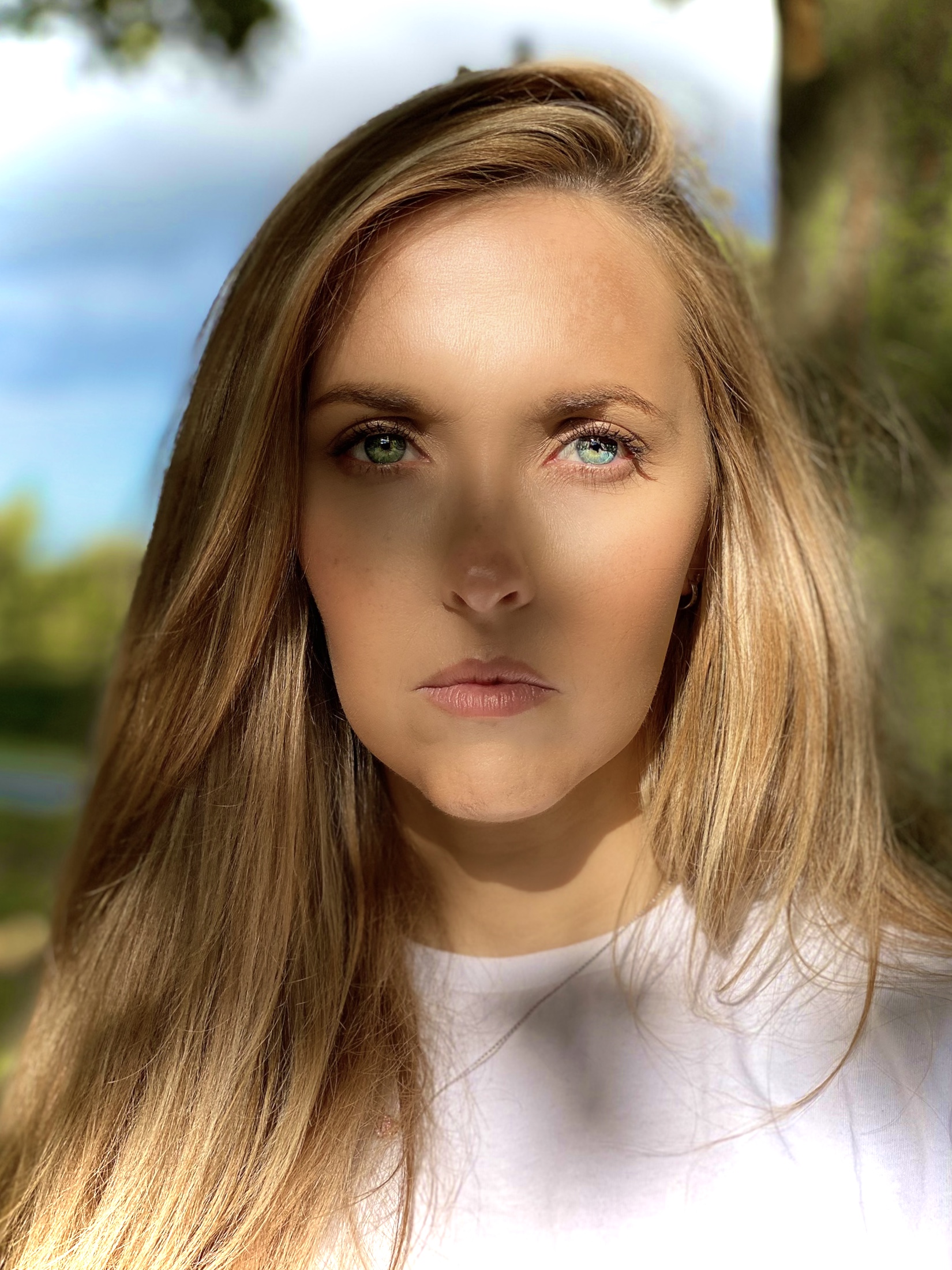 About – Historian | Author | Broadcaster